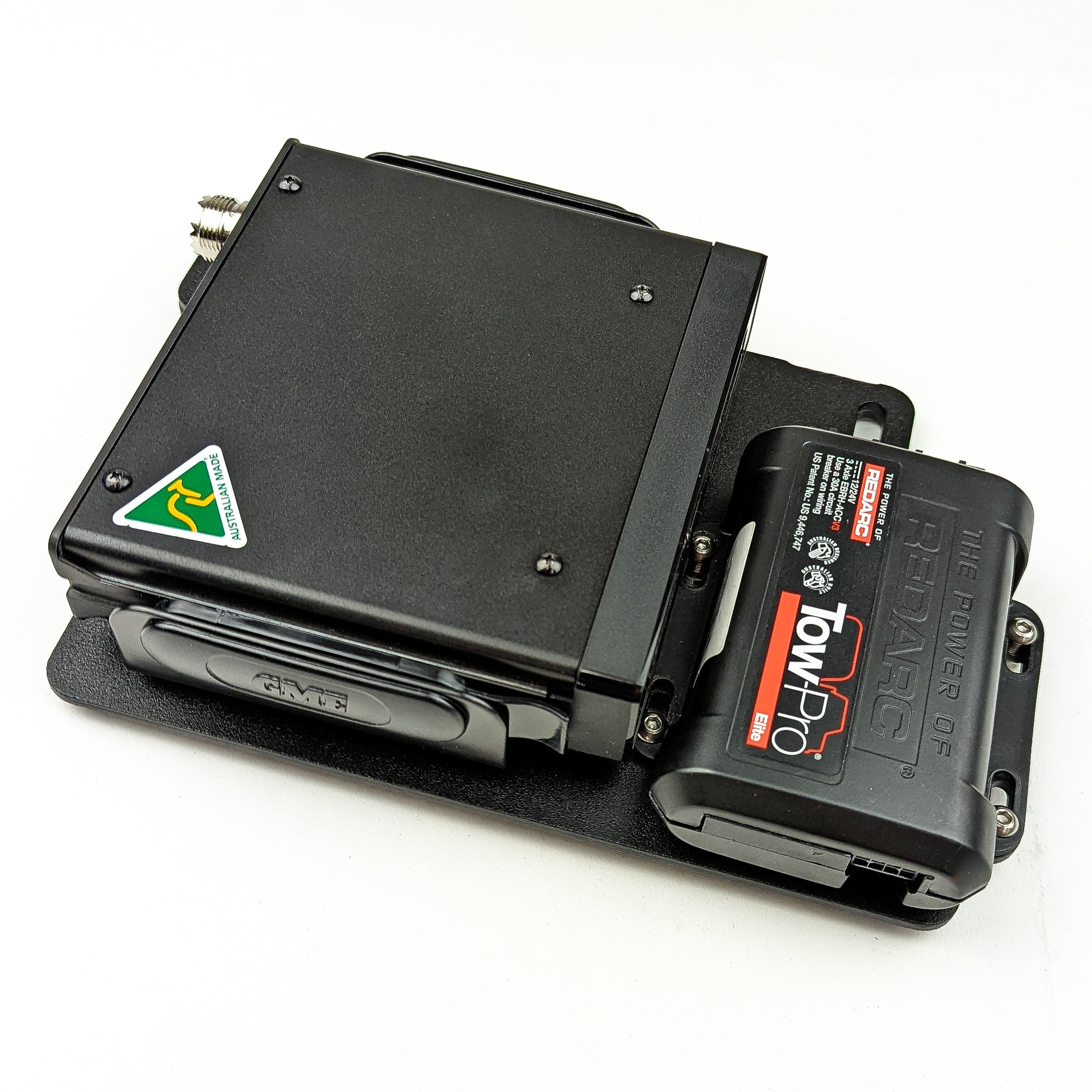 CB and Tow-Pro Internal Dash Mounting Bracket suits Toyota LandCruiser ...